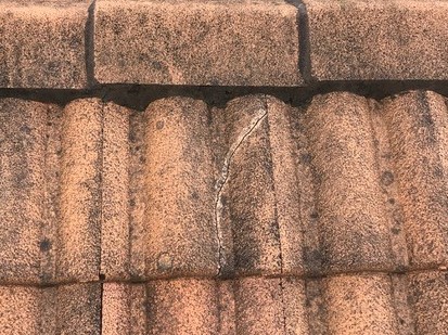 Cracked Tile-resized | Do It Easy Services